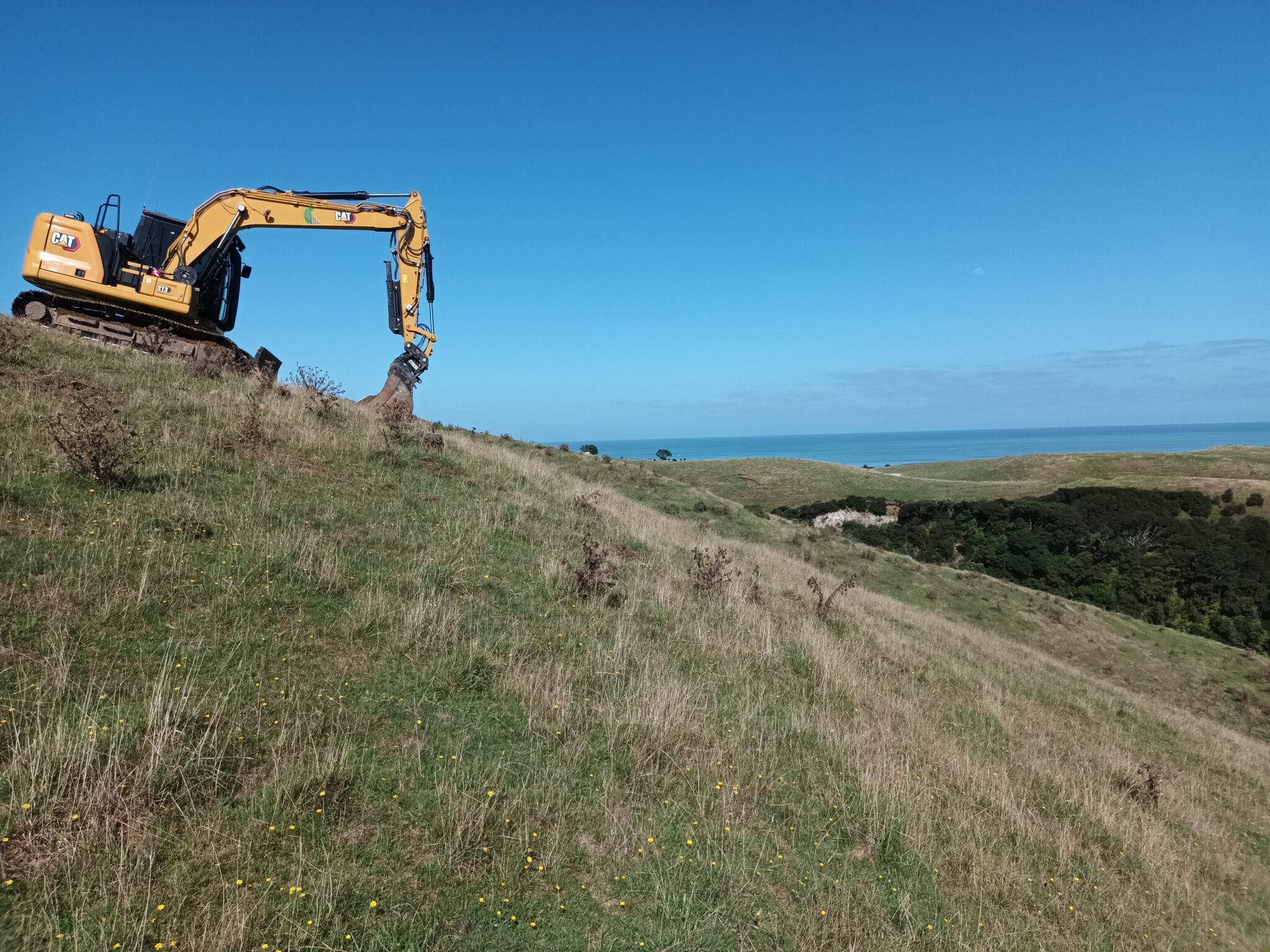 Home - Contract Earthmoving